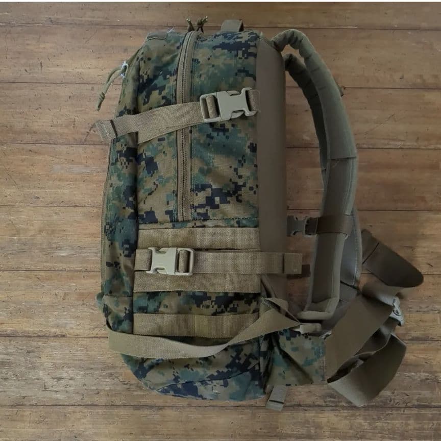 米軍実物　USMC 海兵隊　ARCTERYX アークテリクス　アサルトパック　②