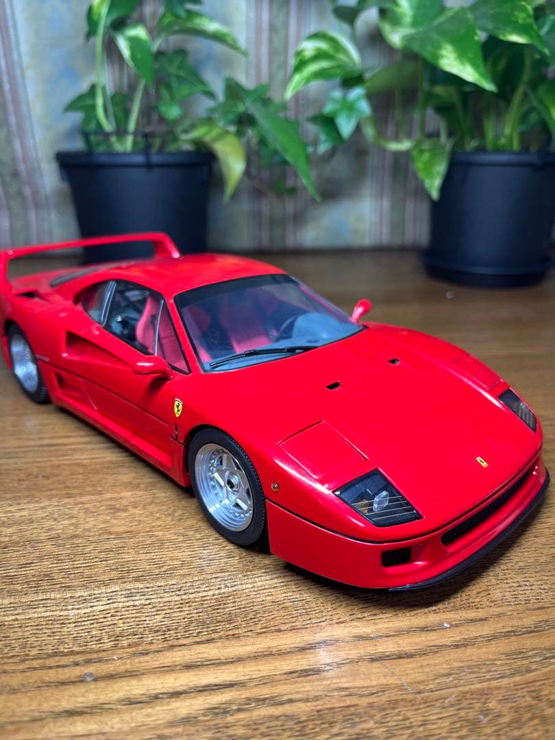 京商　1/18 f40 中古品