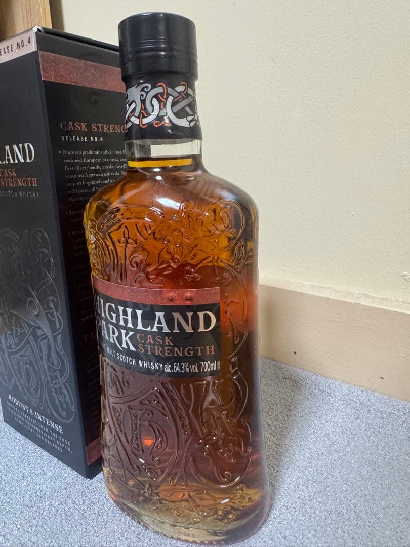 ウイスキー HIGHLAND PARK CASK STRENGTH RELEASE