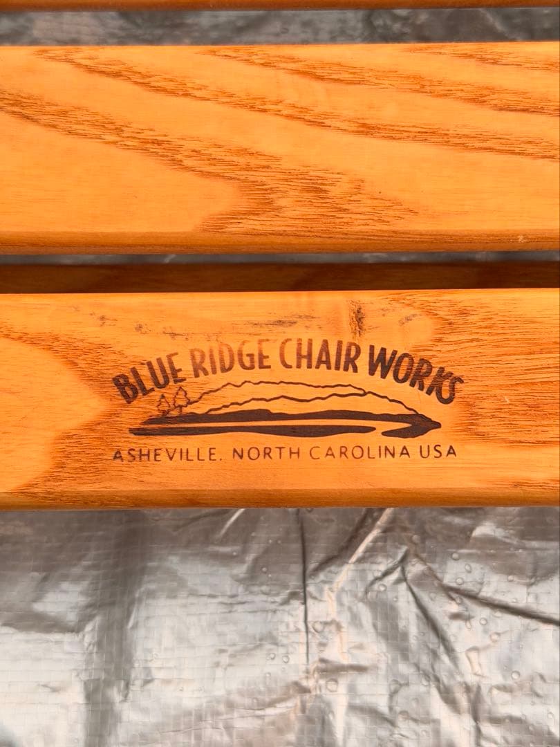旧ロゴ　BLUE RIDGE CHAIR WORKS 折りたたみテーブル