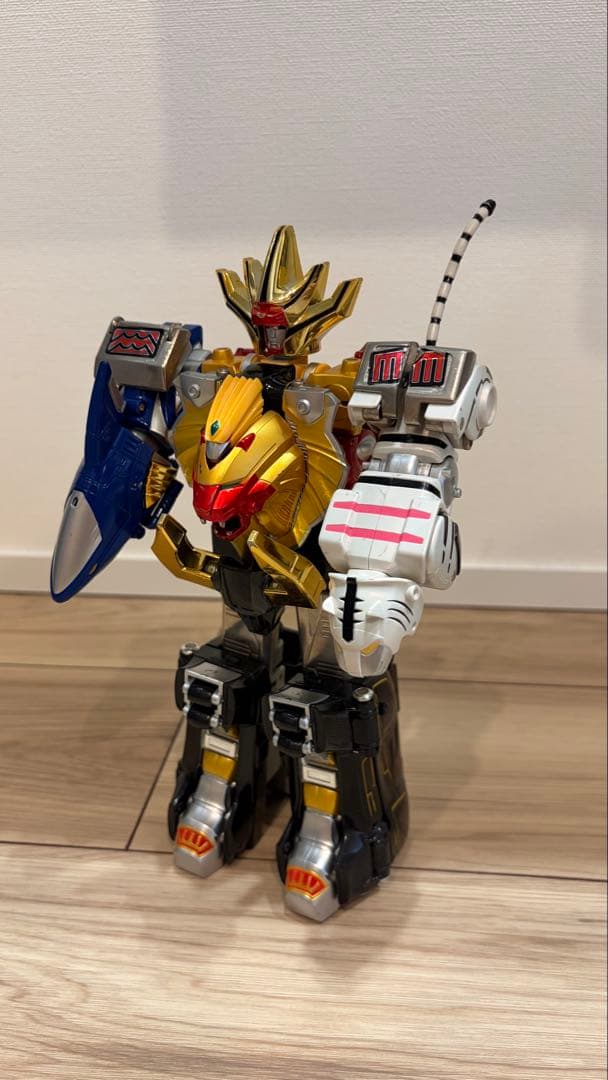 I*i様 ★一部欠品,故障あり★【百獣戦隊ガオレンジャー】ガオキング　百獣合体Ｄ