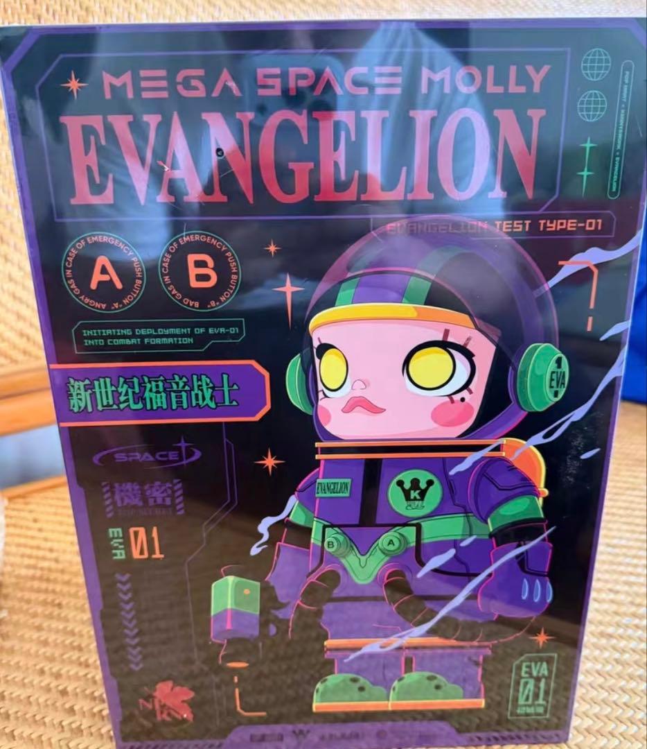 POPMART 400% SPACE MOLLY × EVANGELION限定品