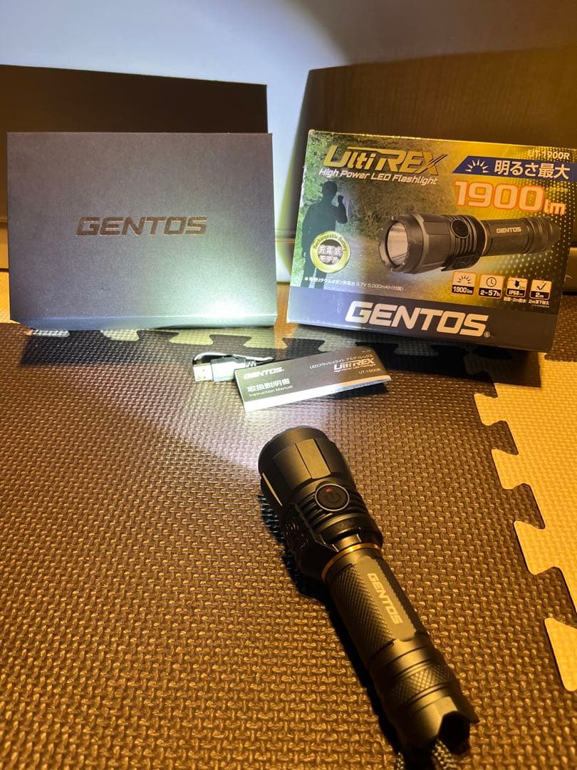 【未使用】GENTOS UT-1900R フラッシュライト