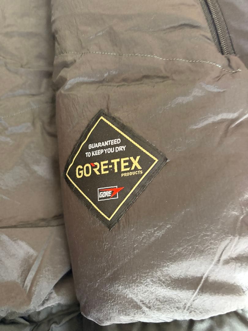 【美品】GOLDWIN G11311P ダウンジャケット S ブラック スキー