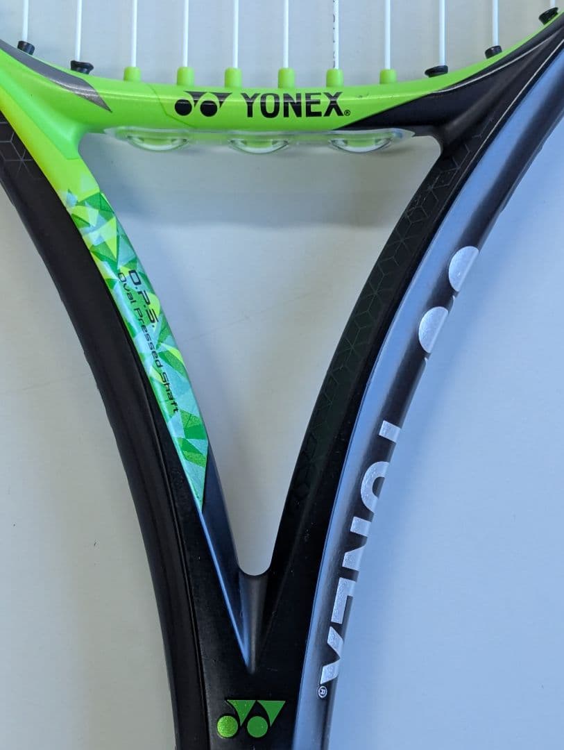 YONEX EZONE 100 G2 ヨネックス 硬式ラケット HYPER-MG