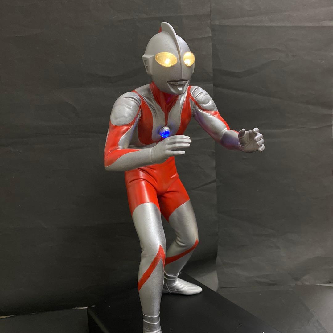 限界突破‼️バンプレストビッグサイズソフビ ウルトラマン電飾加工 検ビリケン商会