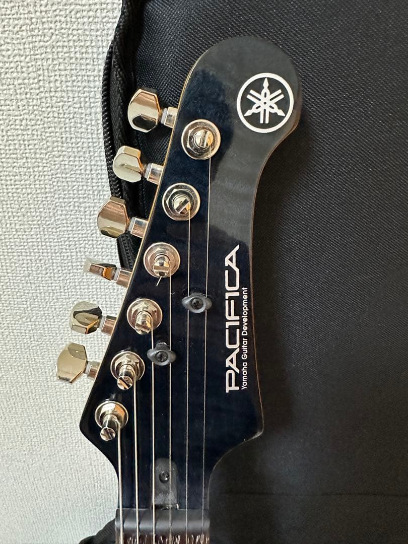 Yamaha PACIFICA 611 vfm ブラックエレキギター