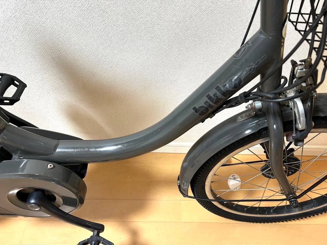 電動自転車　横浜　ブリヂストン　ビッケ　20インチ 前後タイヤ新品　子供乗せ