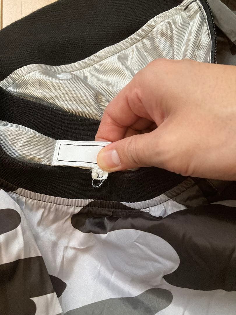 V TWELVE カモフラージュ ウインドブレーカー