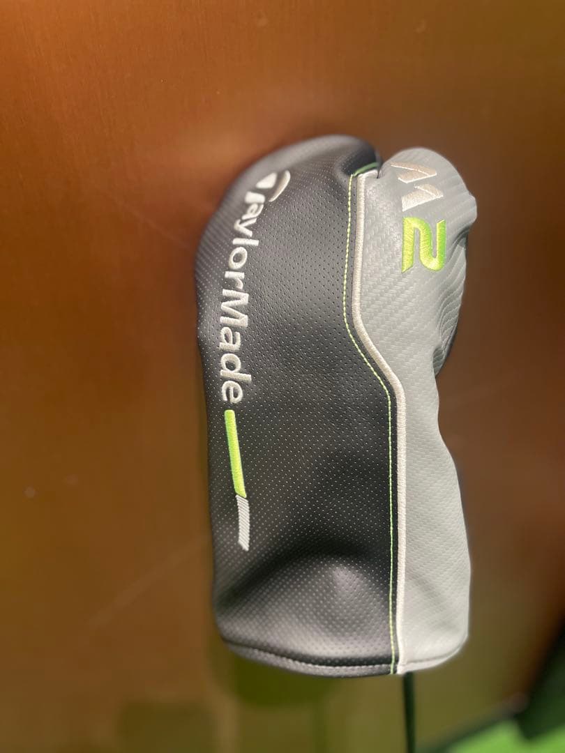 【値下げ中】TaylorMade M2 ドライバー 10.5度　純正Rシャフト