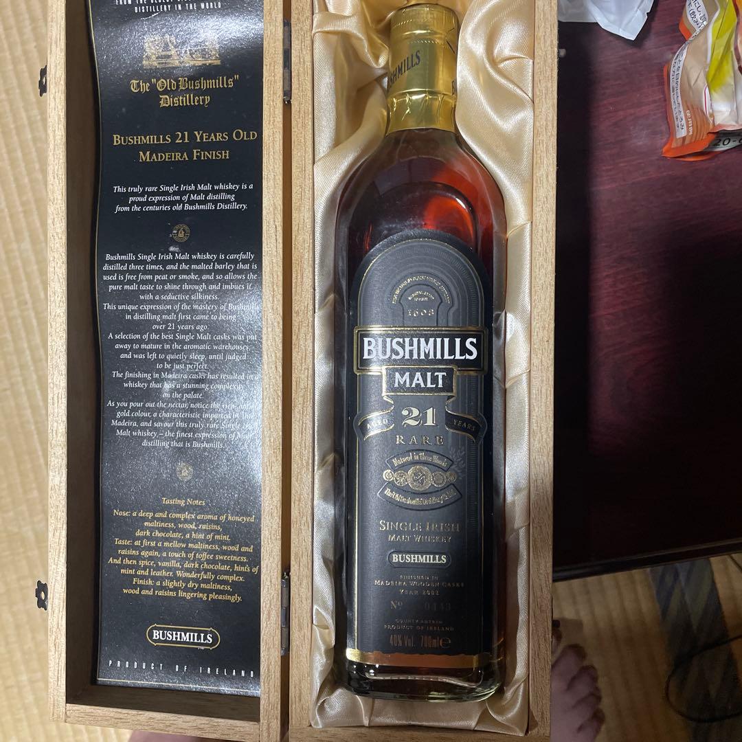ゆ*り様 30年前に購入Bushmills 21年モノMadeira Finis