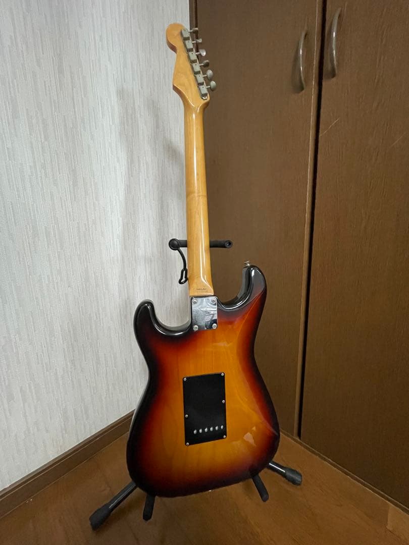 Fender ストラトキャスター エレキギター　Fender Japan