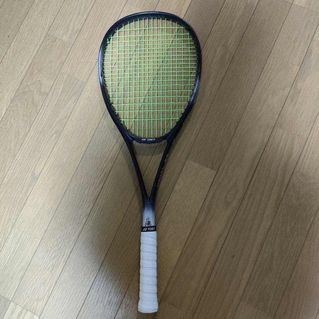 YONEX　ボルトレイジ8v