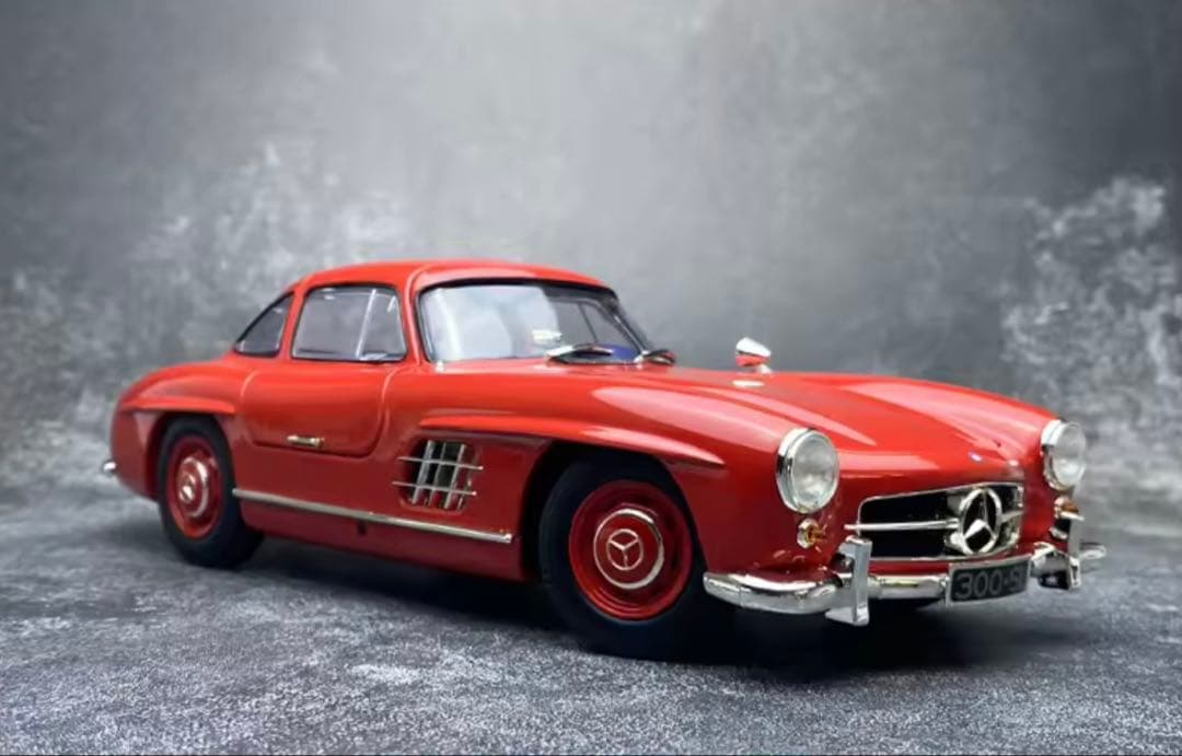 MINICHAMPS 1:18 スケール　メルセデス・ベンツ 300SL