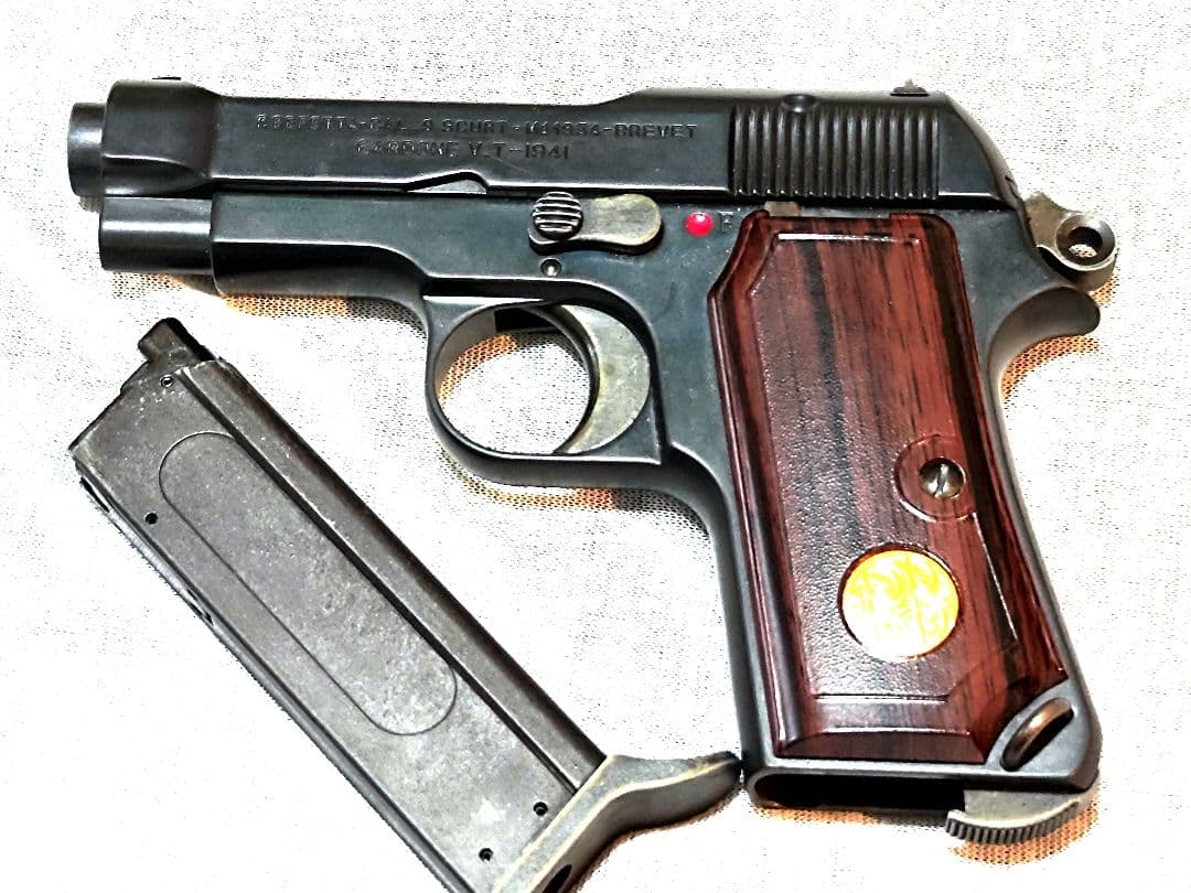 【ブルーイング】WAベレッタM1934木目調グリップ