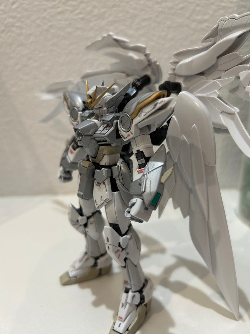 RG ウイングガンダムゼロ　EW 塗装完成品
