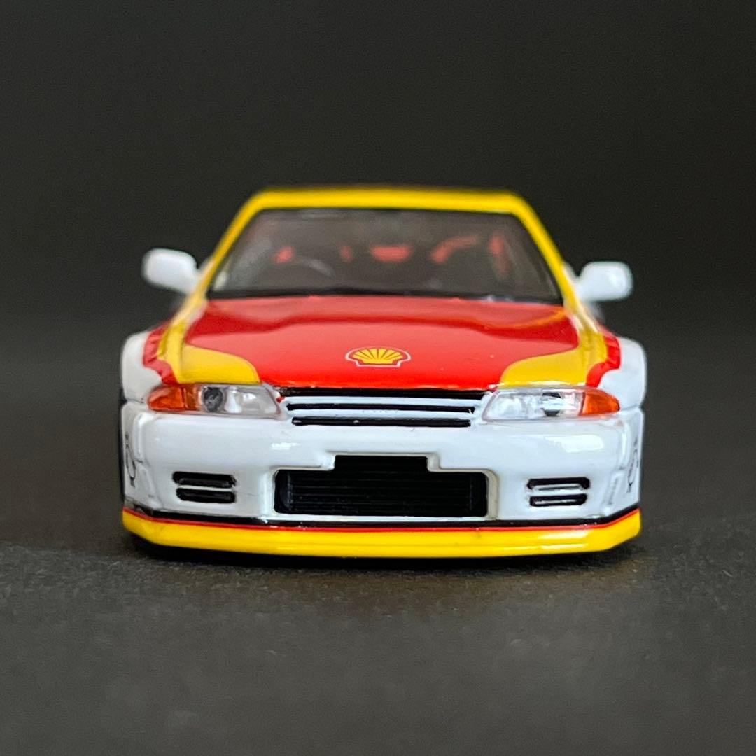 1/64 シェル 32GT-R パンデム ロケバニINNO64 × TINY