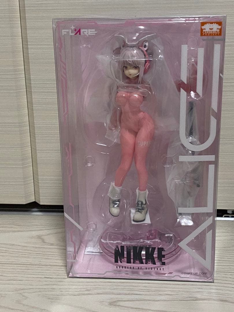 フレア　NIKKE アリス　フィギュア　未開封
