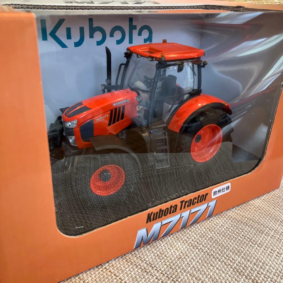 Kubota M7171 トラクター ミニカー