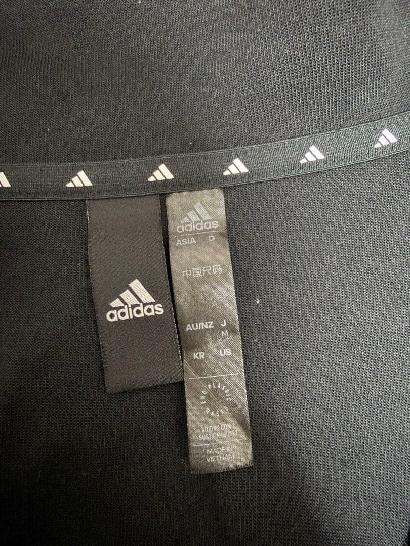 adidas ウィンドブレーカー　上下　ウーブン