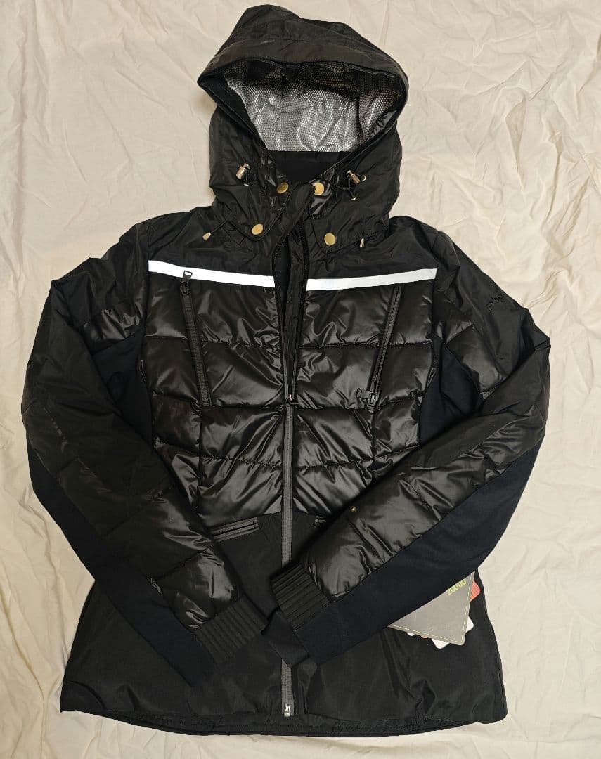 新品 phenix スキーウェア 5D-Moonlight Jacket 黒