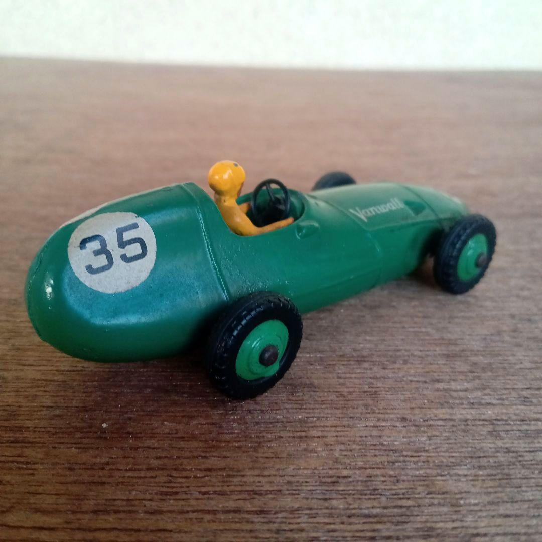 DINKY TOYS 　239 　VANWALL RACING CAR