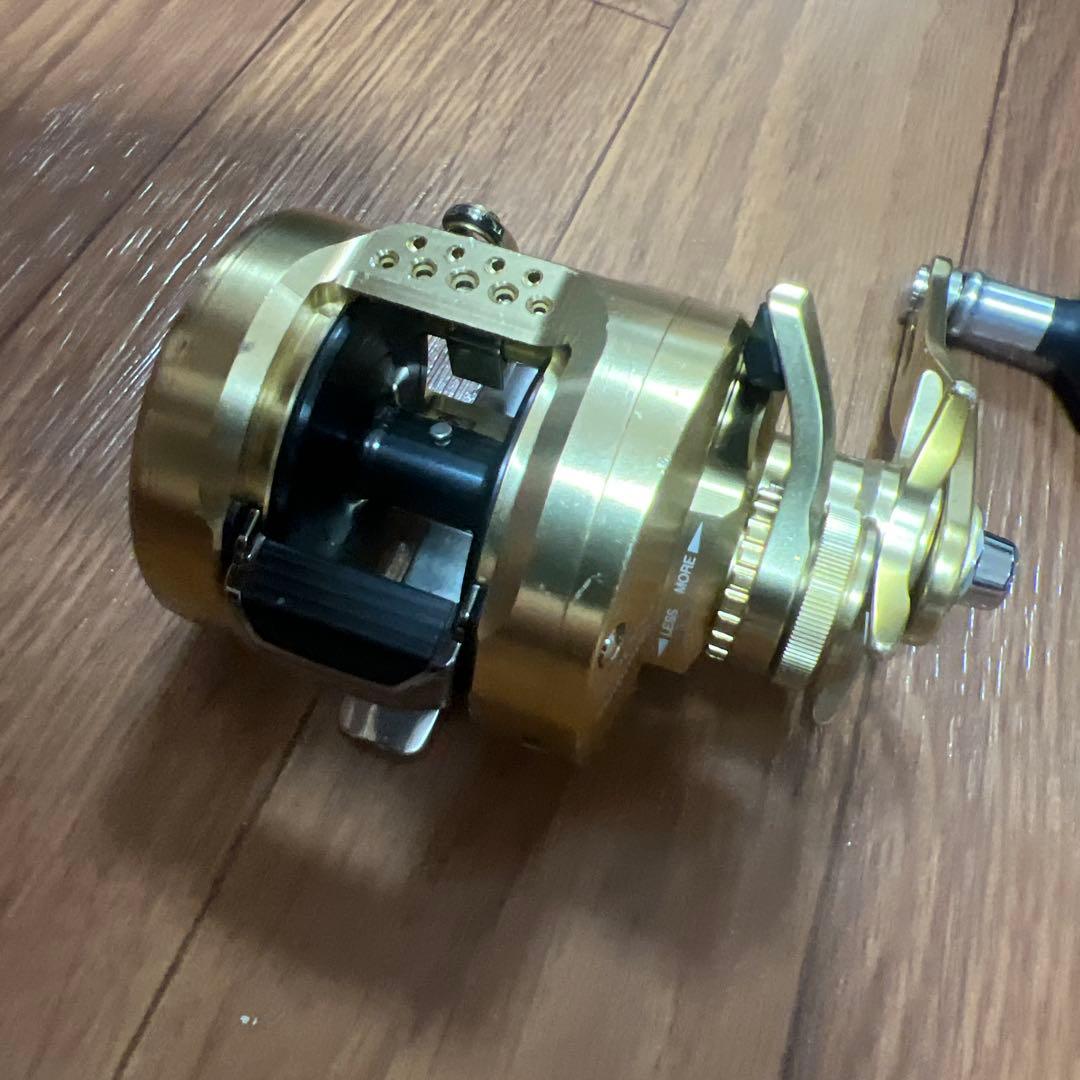 SHIMANO OCEA CONQUEST 300XG 両軸リール
