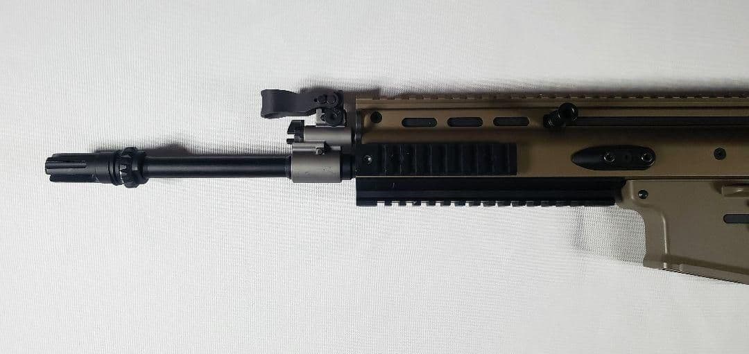 東京マルイ　次世代電動ガン　SCAR-L FDE