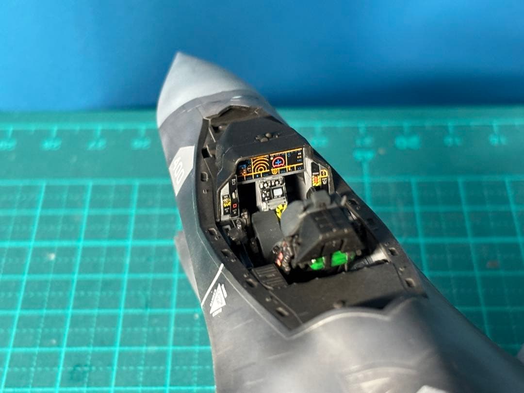 戦闘機　プラモデル完成品　タミヤ　1/48 F-35C ライトニングII