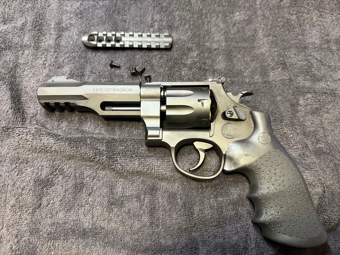 タナカ S&W パフォーマンスセンター R8 5 ヘビーウェイト ガスリボルバー