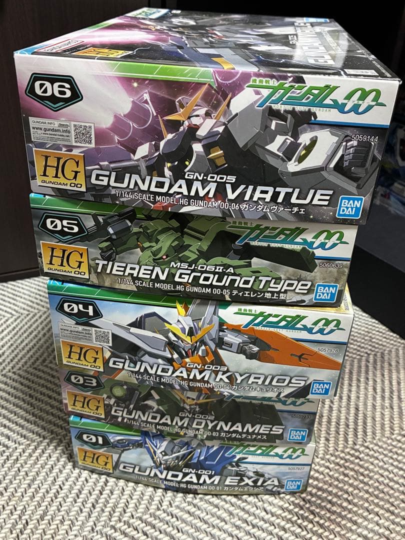 HG ガンダムエクシア、その他4機セット
