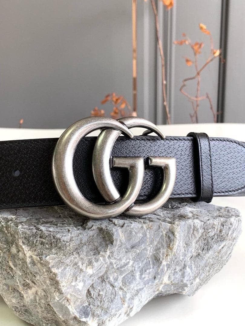 GUCCI ブラック レザー ベルト GGロゴ 90