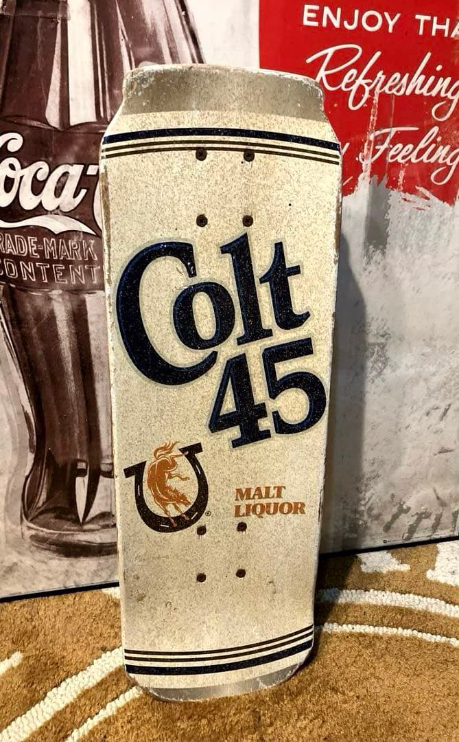 サンタクルーズ　Colt 45 缶デザイン