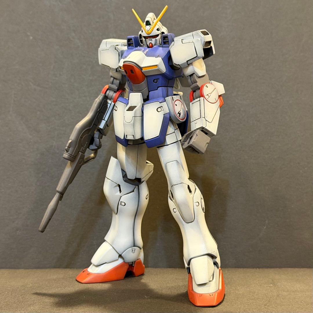 HG 1/144 ヴィクトリーガンダム 塗装済 完成品