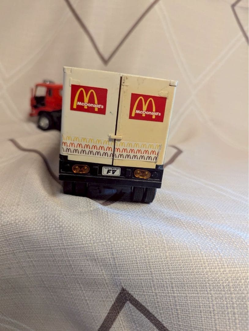 ヨネザワ　McDonald's トレーラー ミニカー