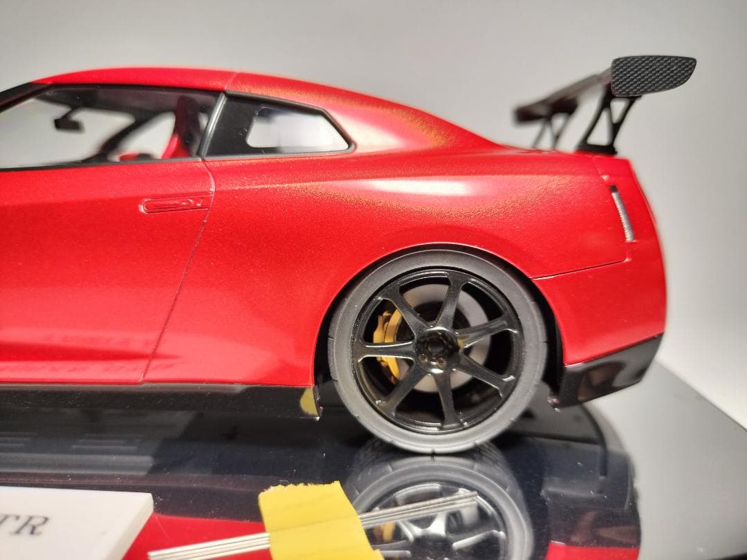 1/24 日産 R35 GTR プラモデル 完成品