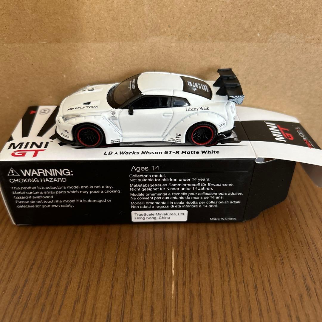 ミニカー LB Nissan GT-R Matte White MINI GT
