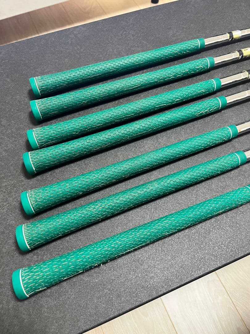 【値下げ】スリクソン SRIXON ZR800 4〜P 7本セット