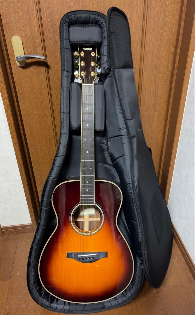 Yamaha LL-TA トランスアコースティックギター　美品
