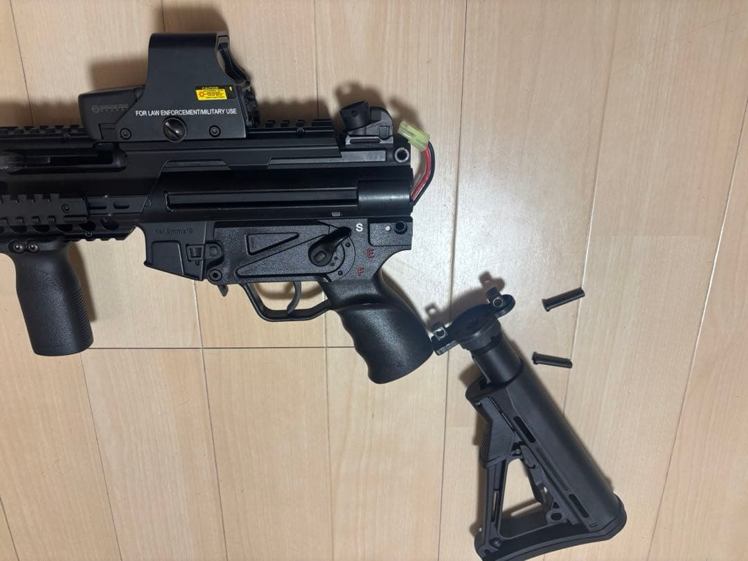 東京マルイ MP5 2本セット 画像にあるもの全部です