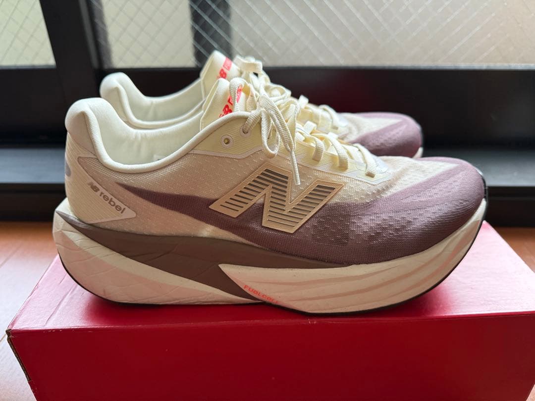 スパイク・シューズ New Balance FuelCell Rebel v5