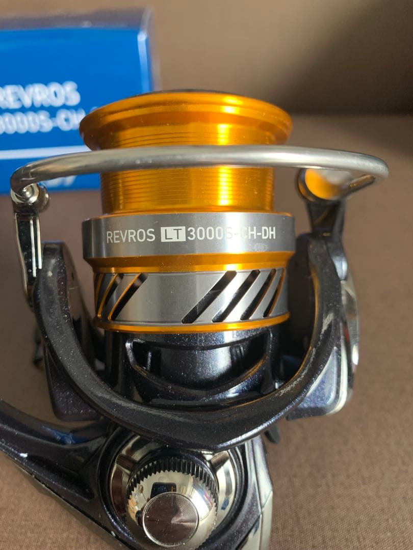 DAIWA REVROS LT 3000-CH-DH リール
