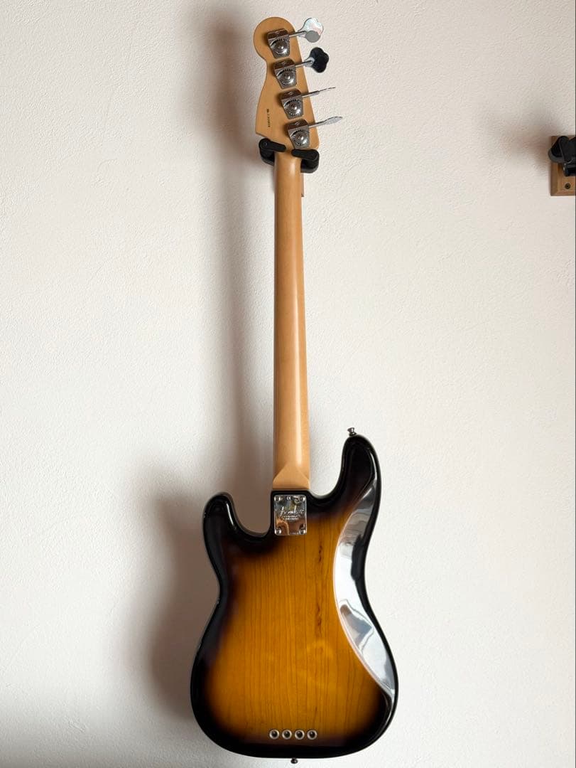 ベース Fender American Series Precision Bass
