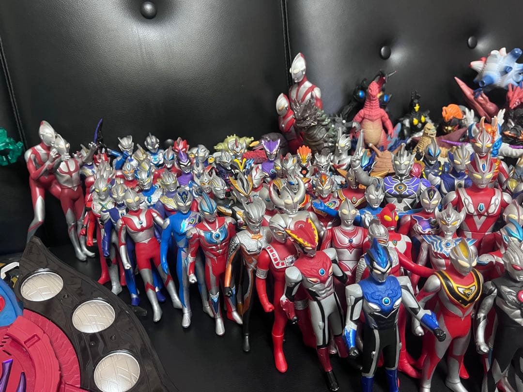 ウルトラマン ソフビ まとめ売り 約140体 変身セット ゼットライザー 怪獣