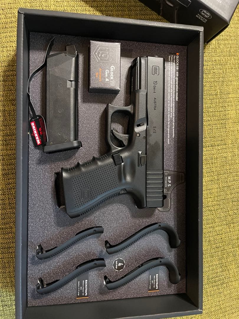 東京マルイGlock 19 Gen.4 ガスガン ブラック　極美品
