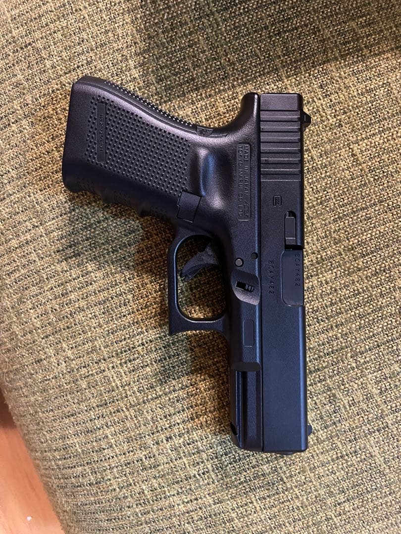 東京マルイGlock 19 Gen.4 ガスガン ブラック　極美品