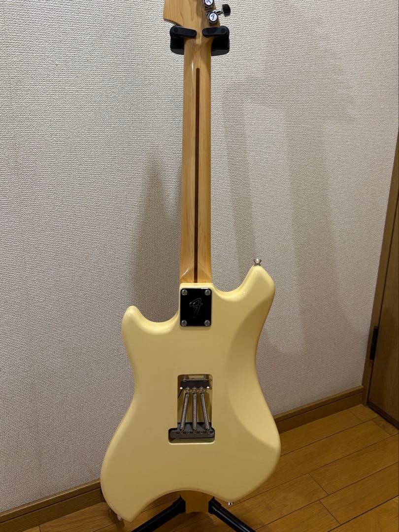 Fender Daiki Tsuneta Swinger 常田大希
