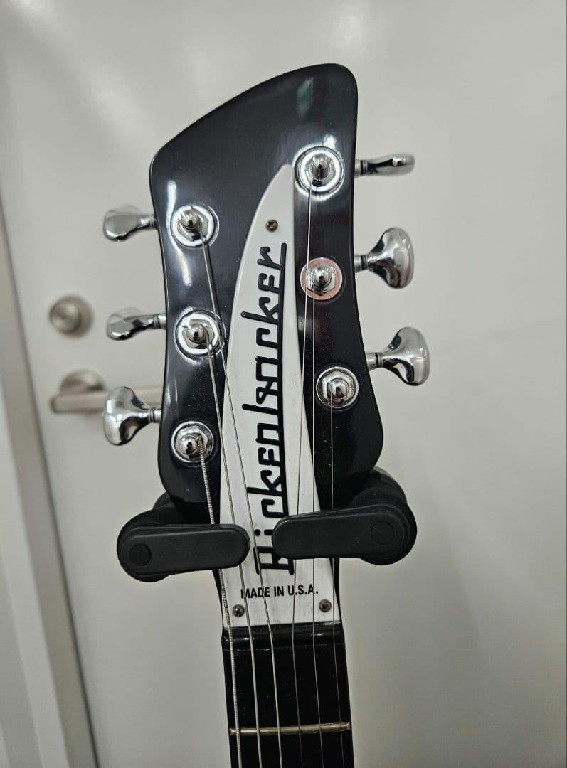 82年製ARIAPro2 Rickenbacker 320 レプリカ