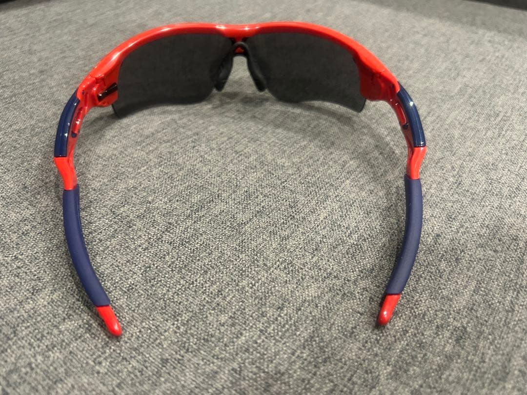 Oakley オークリー　RADARLOCK レーダーロック レッド/ブラック