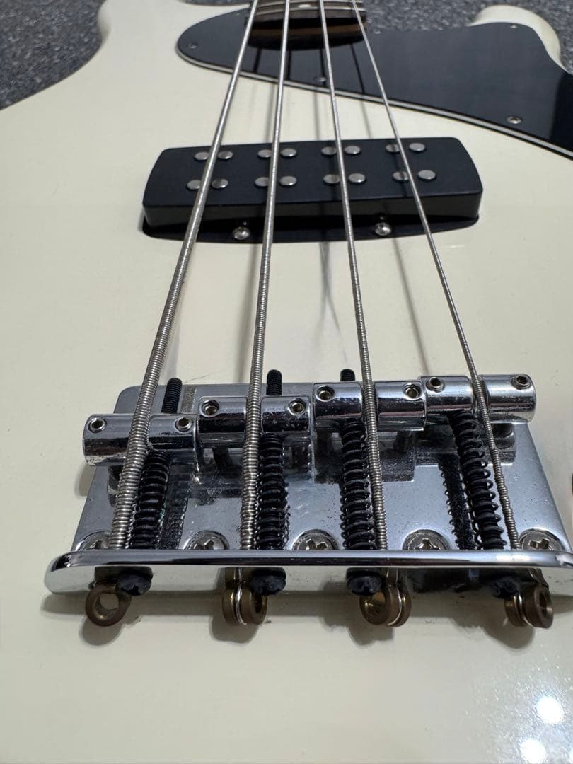 ★美品希少fender Dimension™ Bass 引越し期限迄の出品！